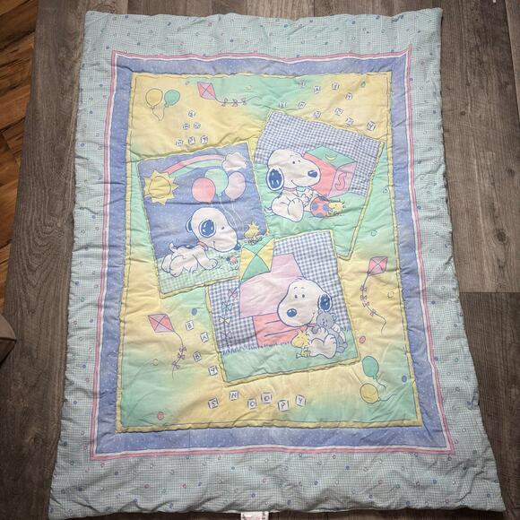 Bedtime | Bedding | Vintage Baby Snoopy And Woodstock Crib Quilt | Poshmark